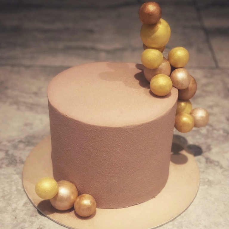 Sphere Cake – Puddles Bespoke Patisserie