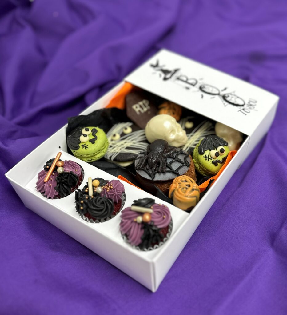 Elsa Cake – Puddles Bespoke Patisserie