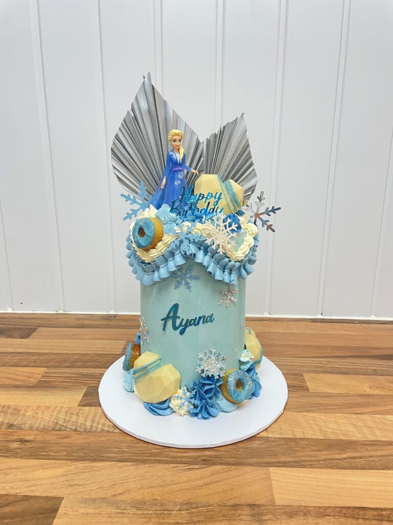 Elsa Cake – Puddles Bespoke Patisserie